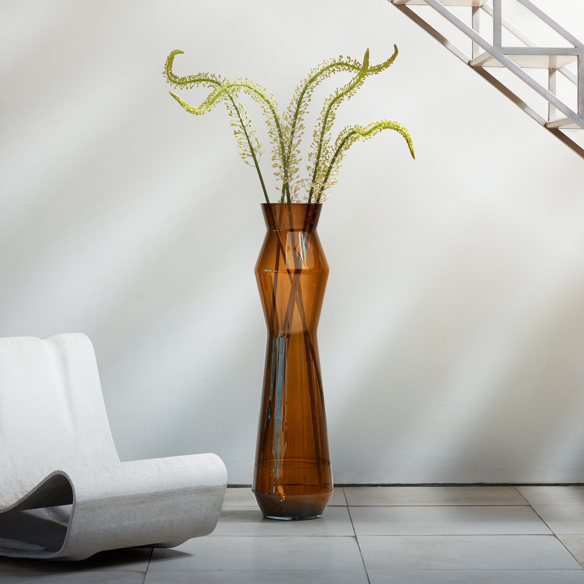Sculpt Vase H100cm (ブラウン) / LSA International / Living Talk Decor リビング ...