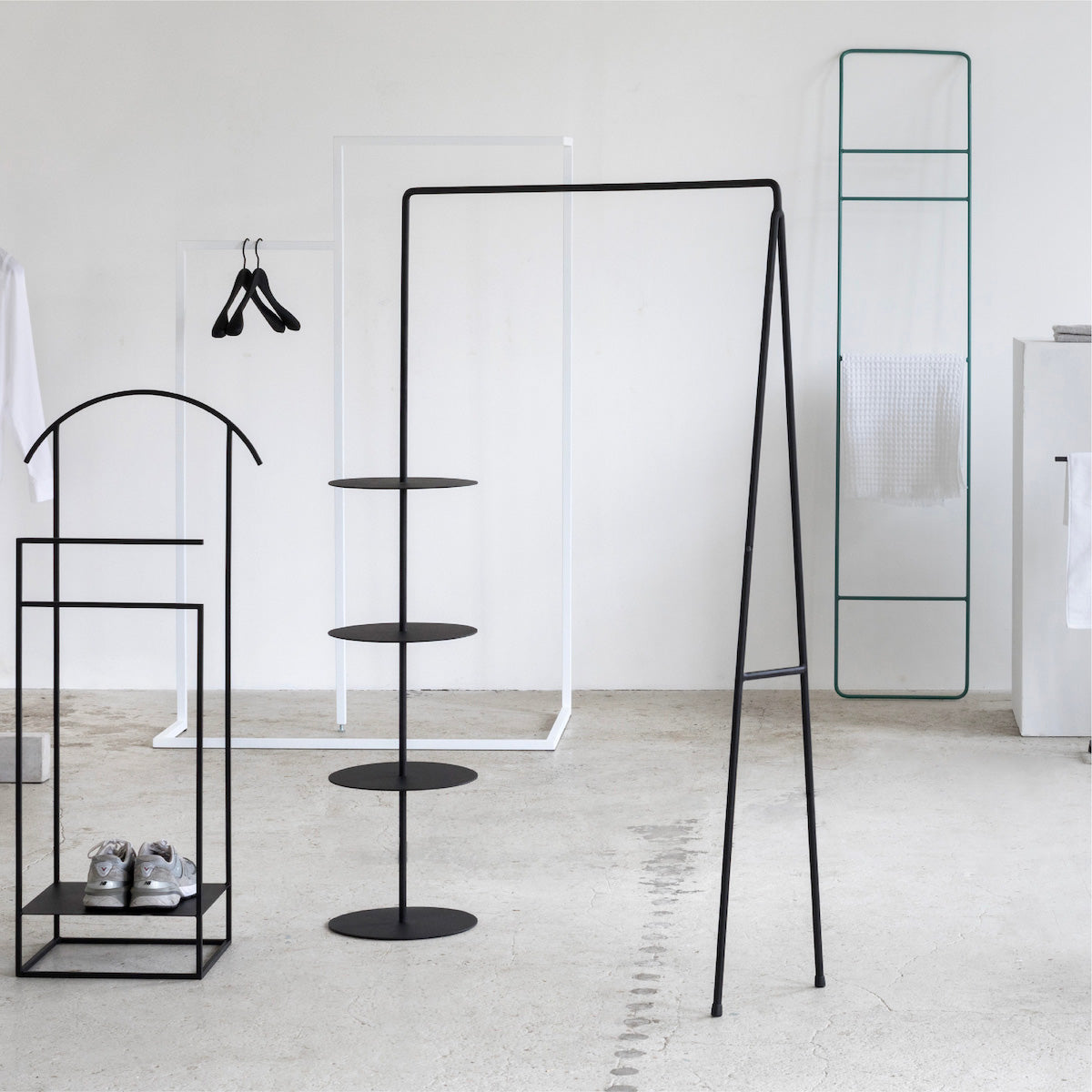 CLOTHING RACK DISCUS – Living Talk Decor